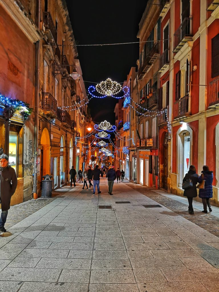 Cagliari tra luci, shopping e mercatini di Natale